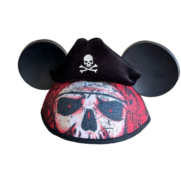 Disney | Accessories | Disney Parks Pirates Of The Caribbean Adult Ear ...
